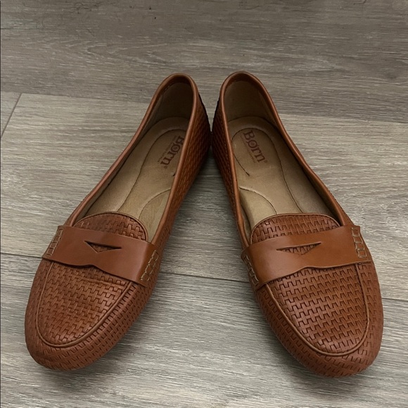 Born | Shoes | Born Womens Tan Woven Loafers | Poshmark
